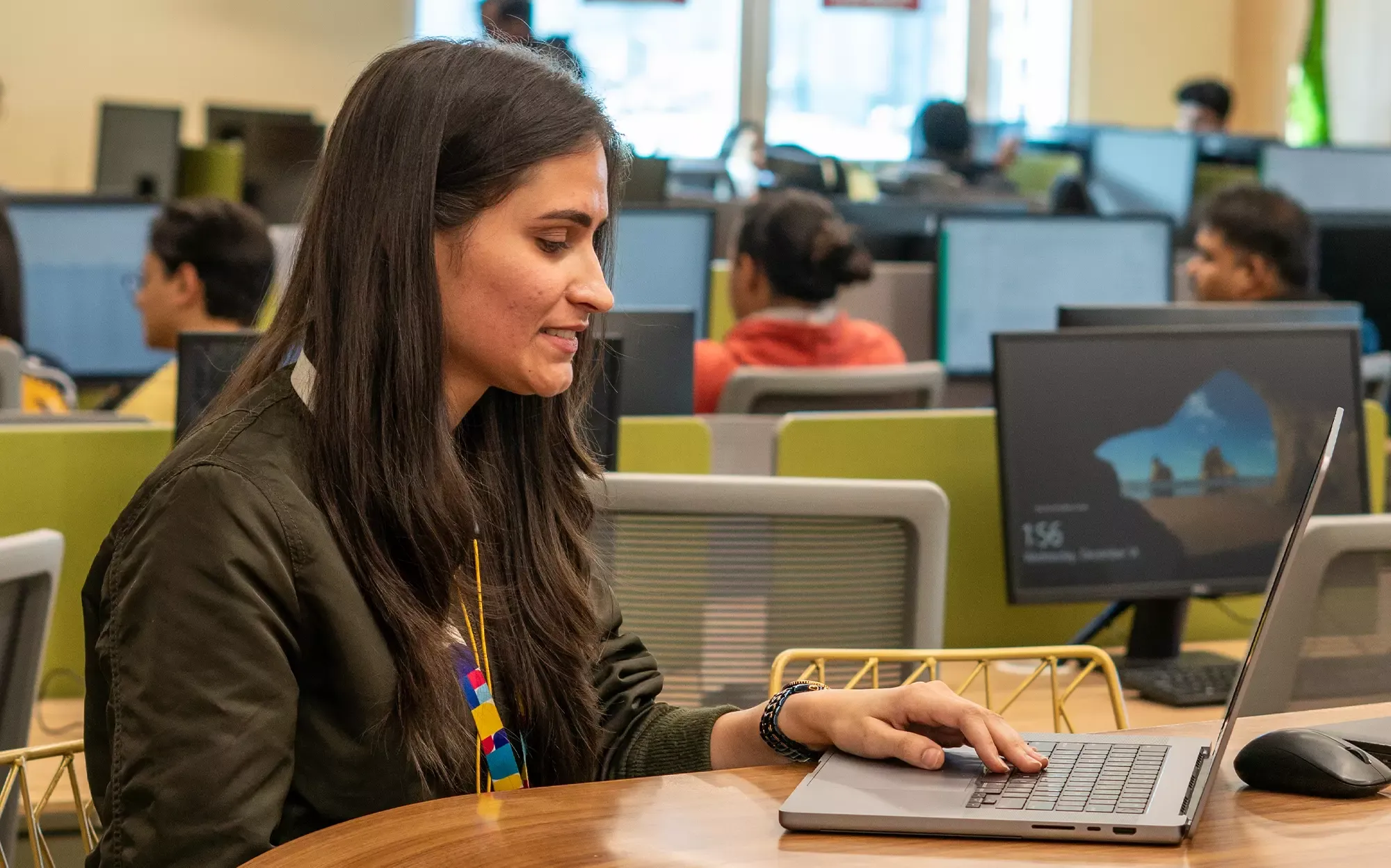 Decoding Success: 6 Benefits of Outsourcing Tech Support | TaskUs